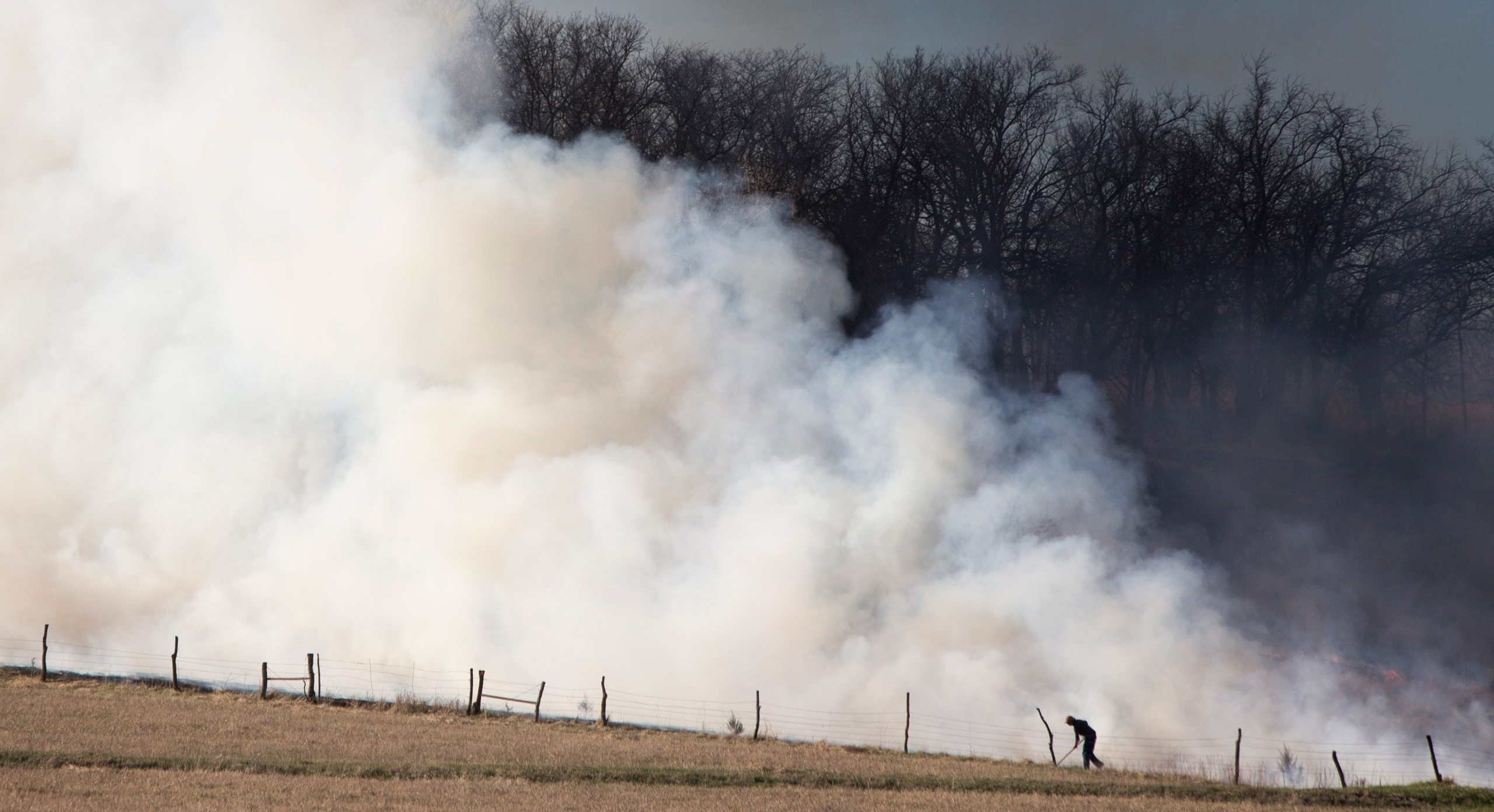 Lawrence-area fire departments respond to multiple grass fires as ...